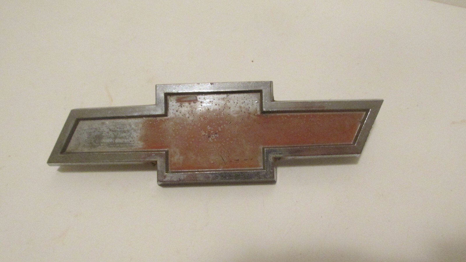 1960s Chevy Chevrolet C10 Truck Grill Bowtie Emblem Badge Part 3838514 ...