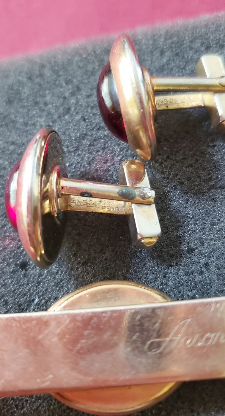 VINTAGE ANSON MEN'S CUFFLINKS & TIE CLIP SET RED LUCITE | eBay