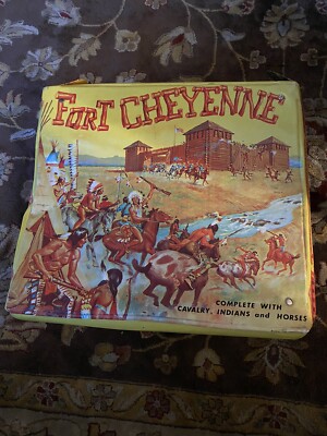 Fort Cheyenne Vintage Vinyl Playset Soldiers Native Americans Horses ...
