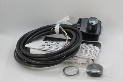 Eaton Photo sensor #E65-SMPR3-HD, 10-30VDC, NPN/PNP output | eBay