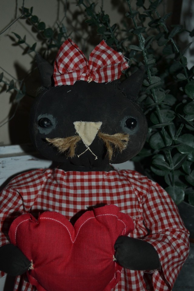 PRIMITIVE VALENTINES DAY STANDING BLACK CAT DOLL DECOR | eBay