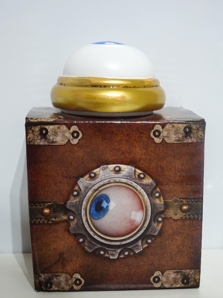 Mad Eye Moody Adhesive Decoration 6cm The Wizarding Trunk Harry Potter ...