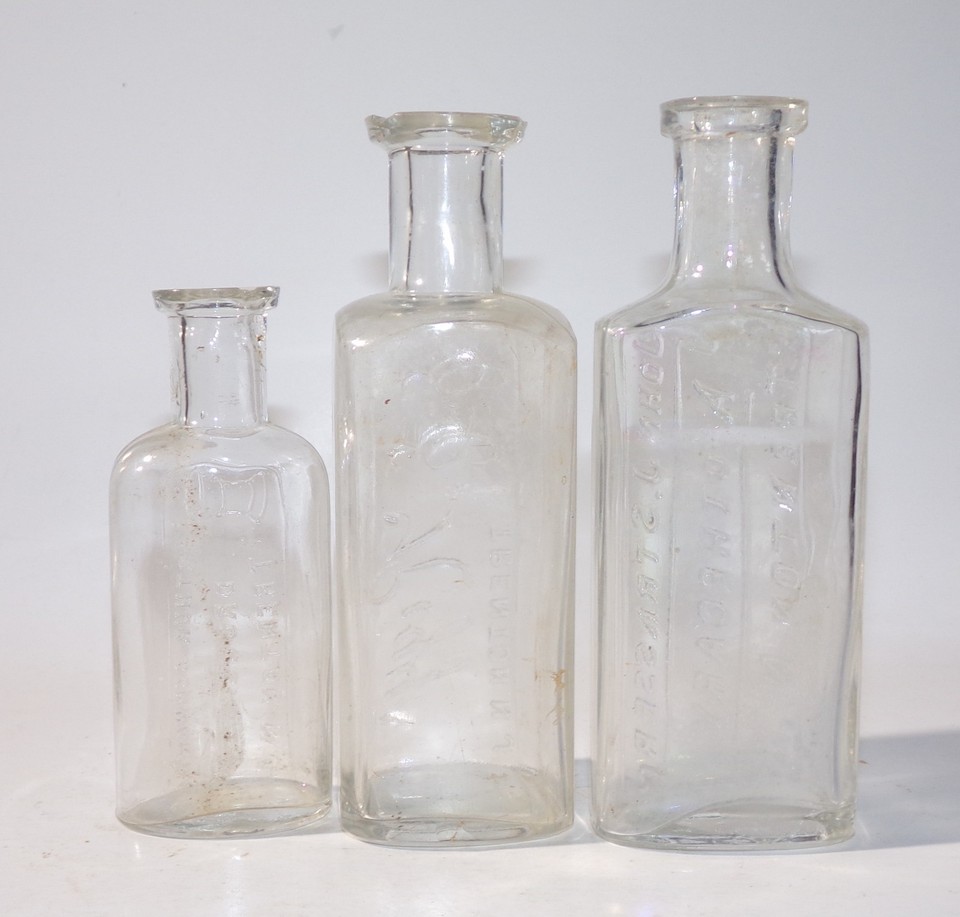 3 TRENTON NJ Drug Bottles SCHWARTZ DRUGGIST, E.E. RIGGS, STRASSER ...