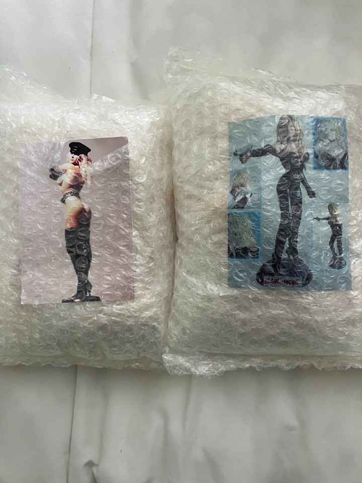 PAMELA ANDERSON STATUES BARB WIRE AND COMMANDANT LEE 2 MODEL KITS | eBay