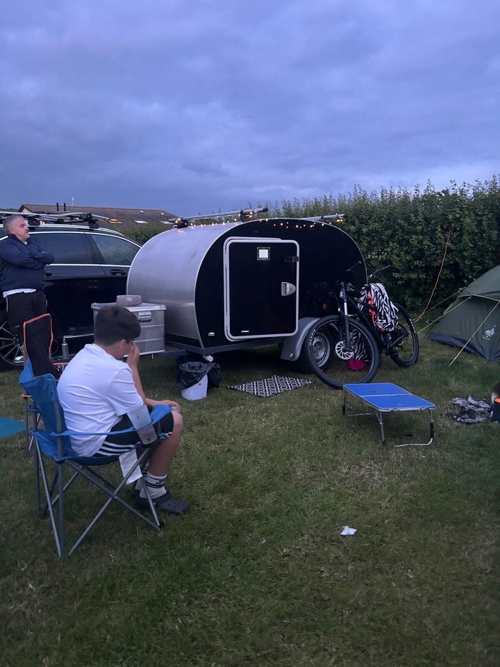 pod Teardrop Trailer SL Industries Cub-e ‘Blackbird’ with teardrop ...