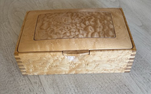 Gorgeous Maple Box Hamilton/Roberts Design Quilted Maple & Birds Eye Maple | eBay