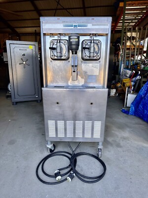 Frozen Drink & Slush Machines - Taylor Frozen Drink Machine