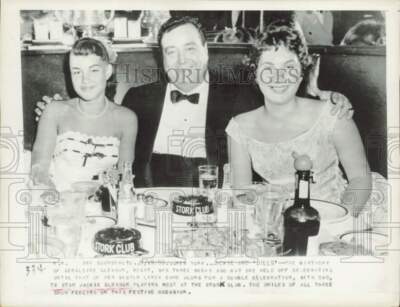 1955 Press Photo Comedian Jackie Gleason, Daughters Geraldine, Linda in ...