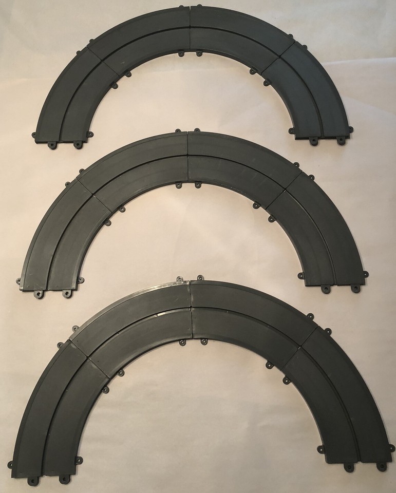 Vintage Ideal Toys 60’s Motorific Torture Track curved track (12 pieces ...