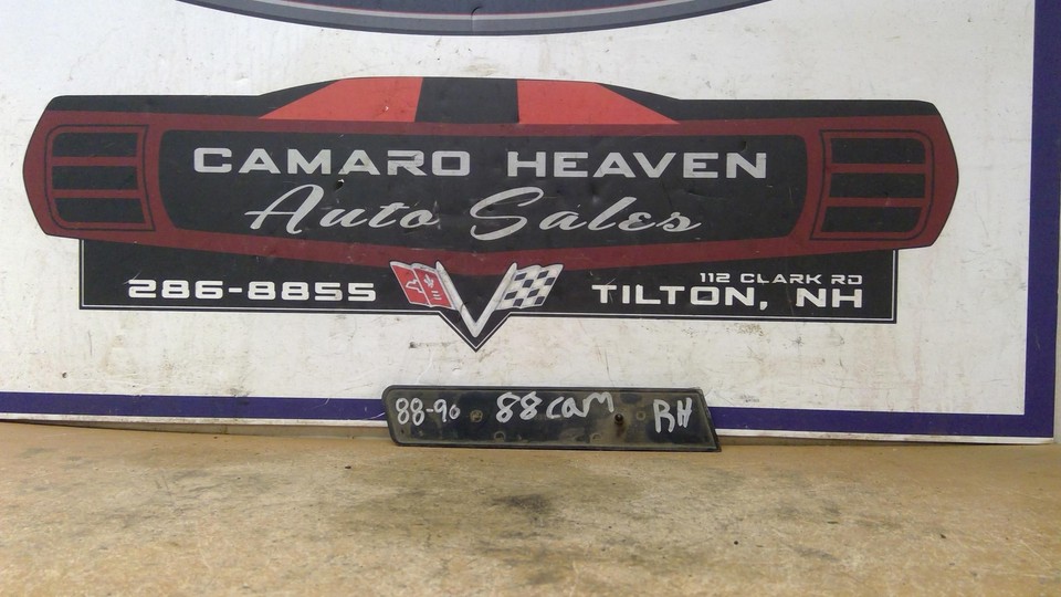 Emblem CHEVY CAMARO 88 IROC-Z GOLD ROCKER | eBay