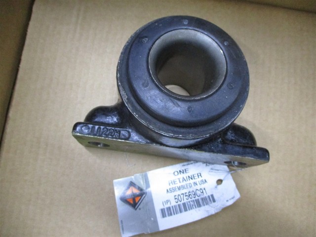 OEM International 507569C91 Retainer Engine Mount for sale online | eBay