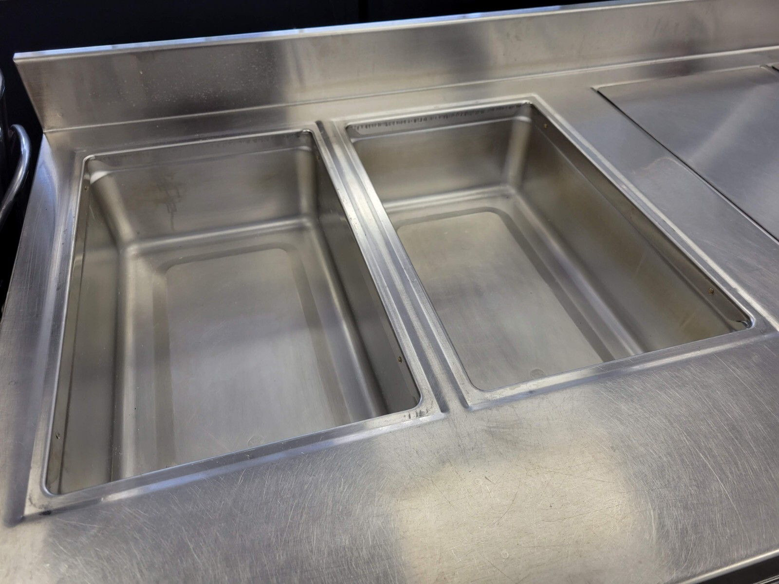 DELFIELD F14EI232 2 WELL STEAM TABLE & 8132-ER-UM 2 WELL DROP-IN COLD ...