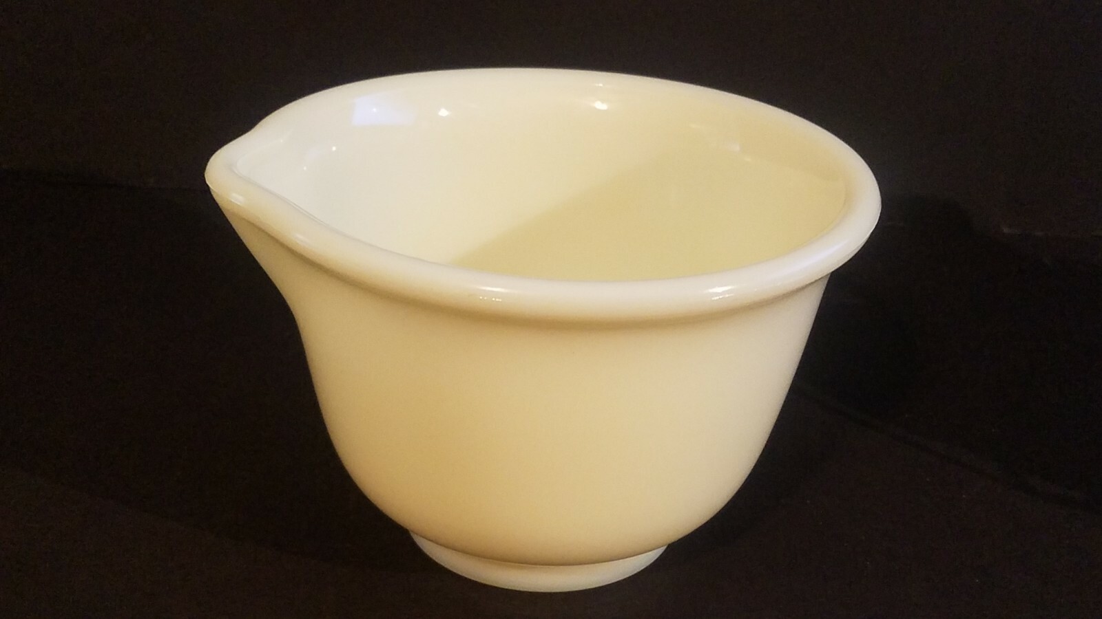 Hamilton Beach Mixmaster Mix Master Small Glasbake White Milk Glass ...