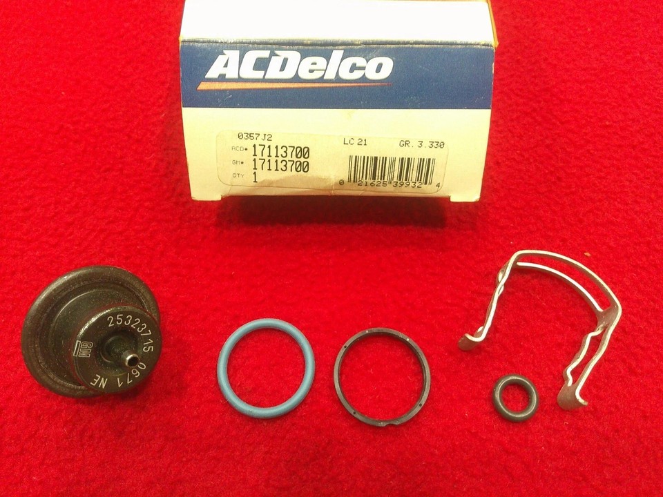 NEW ACDelco GM Fuel Pressure Regulator Kit GM OEM # 17113700 NEW OLD ...