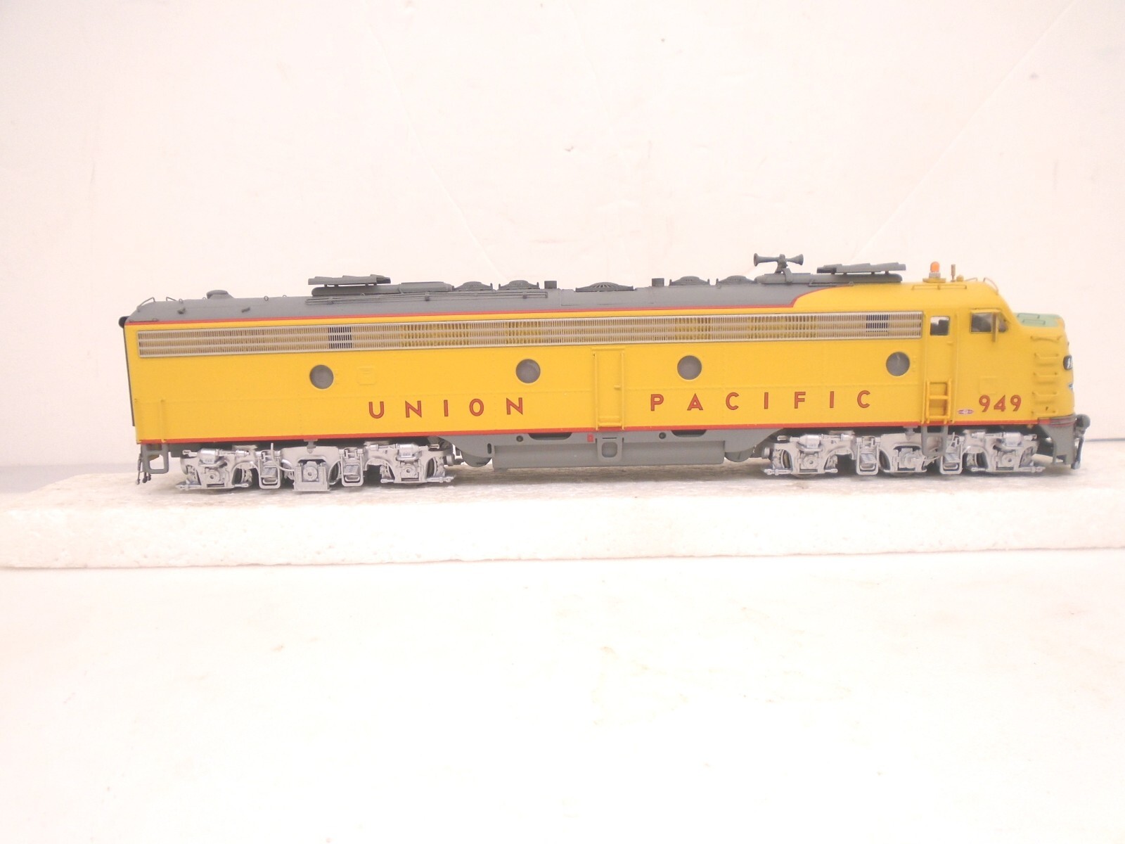 Walthers Proto Ho 920-42379 E-9A Union Pacific 949 Loksound DCC for ...