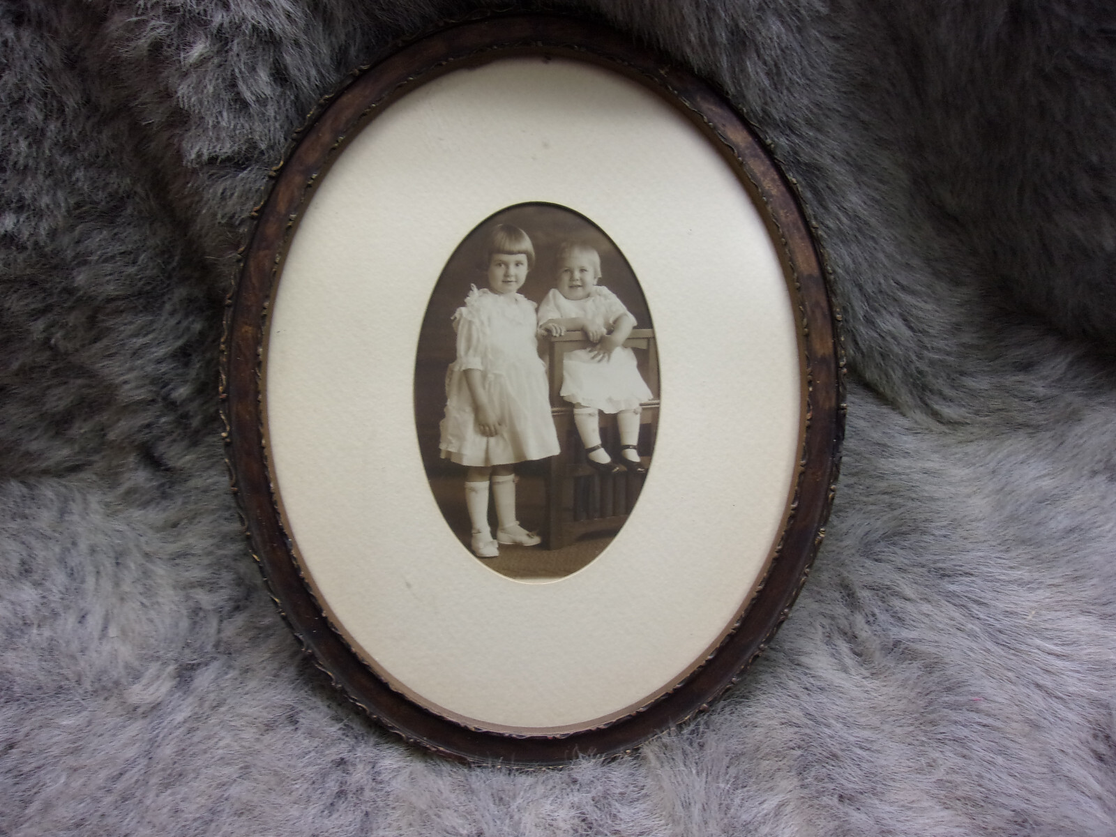 Vintage Black/White Oval Wall Frame Picture - Child | eBay
