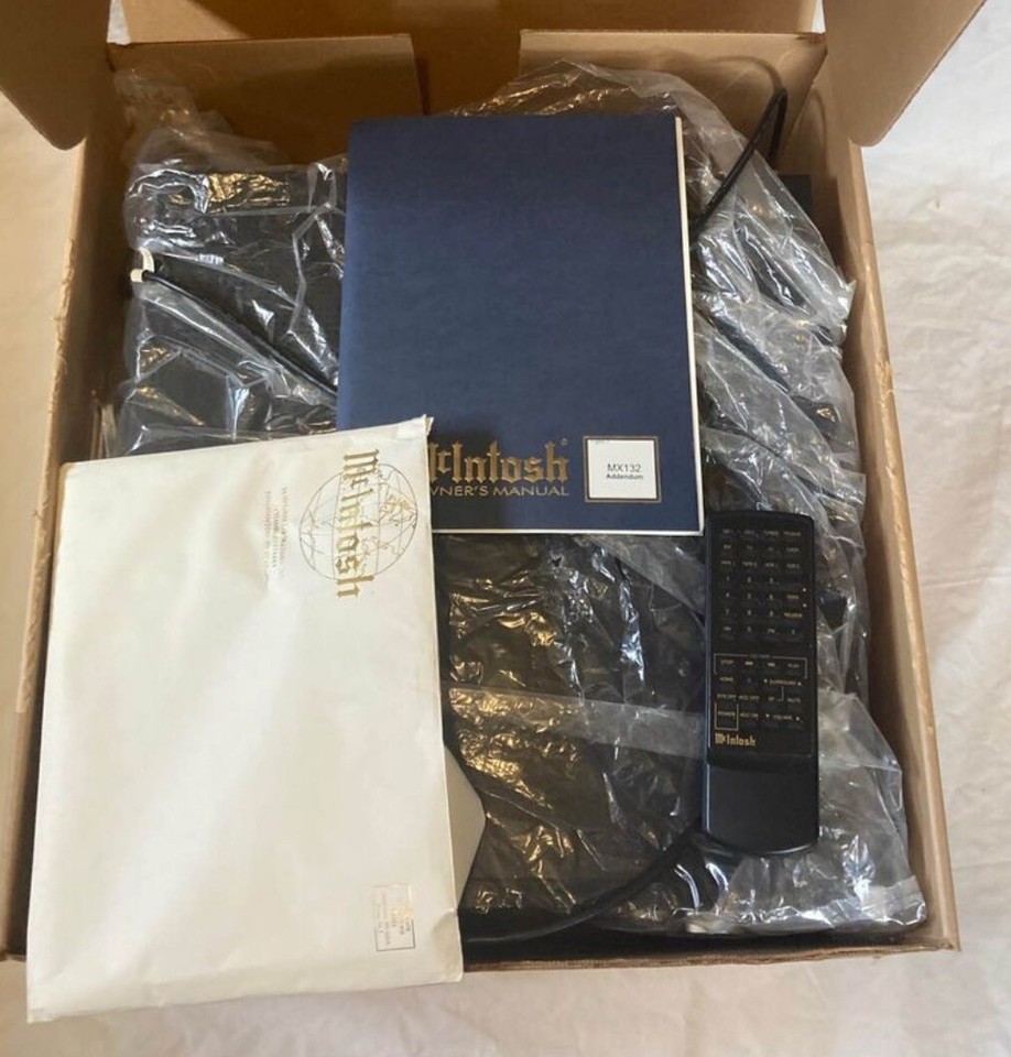 McIntosh MX132 A/V Pre-Amp in Mcintosh Box W/Remote | eBay