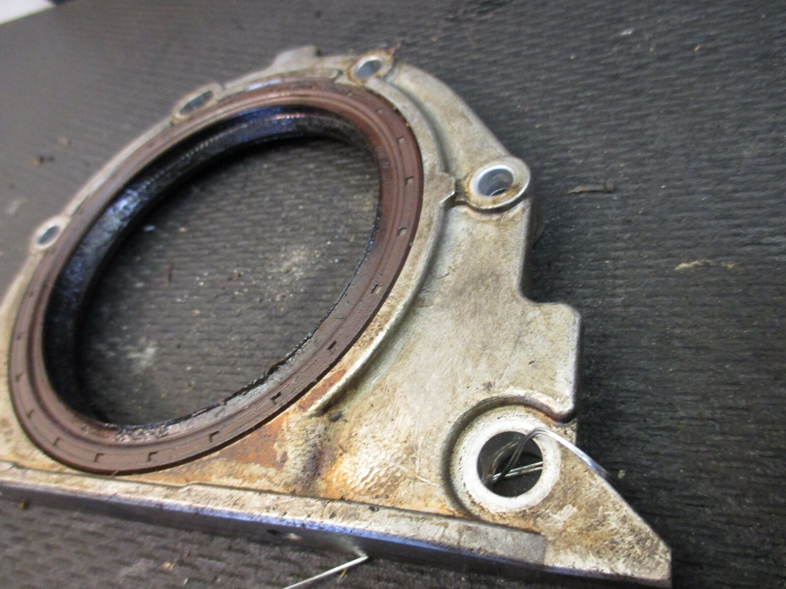 1997 BMW Z3 1.9L M44B19 M44 End Cap Engine Motor | eBay