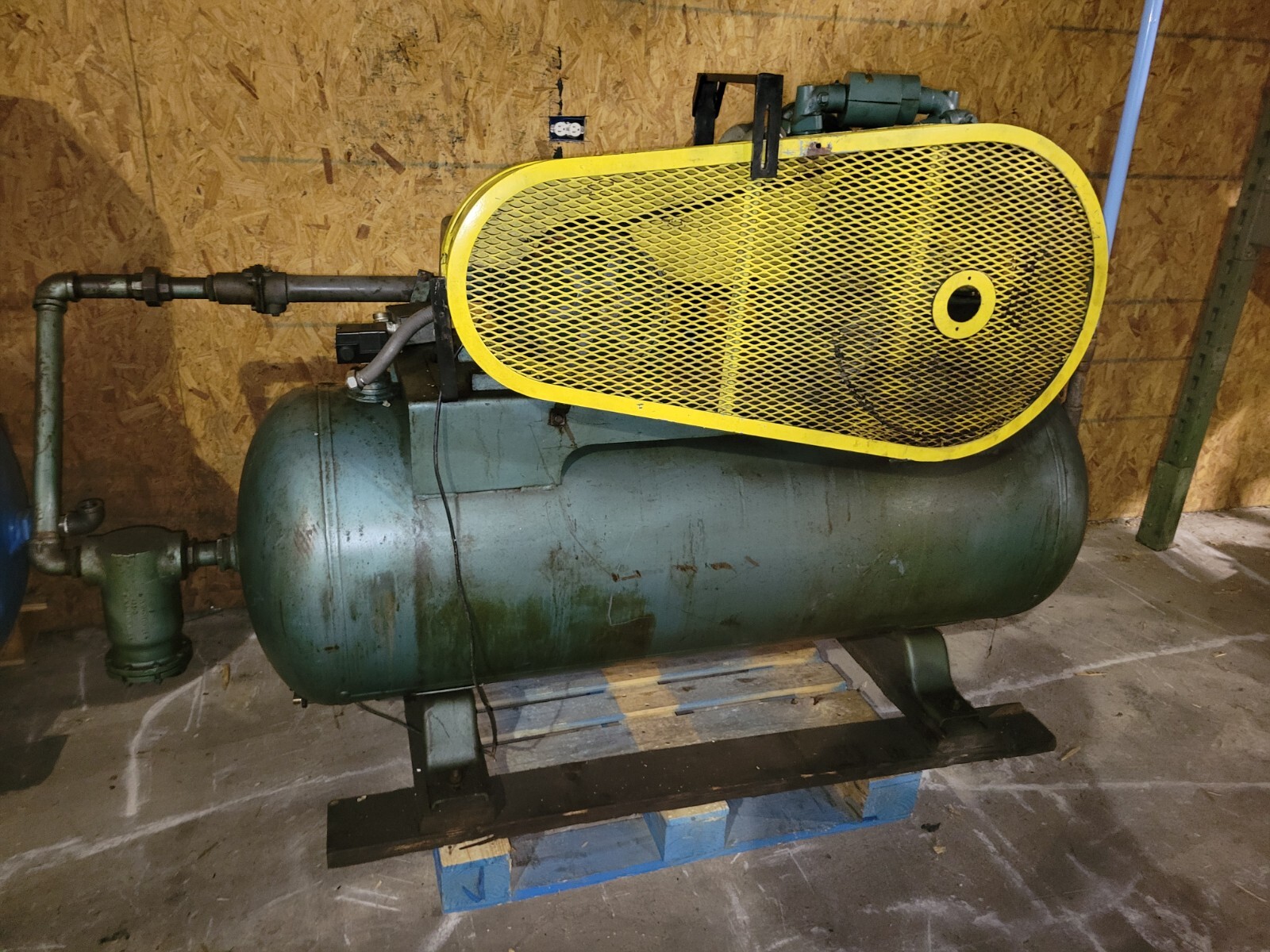 Champion R30 120 Gallon Air Compressor | eBay