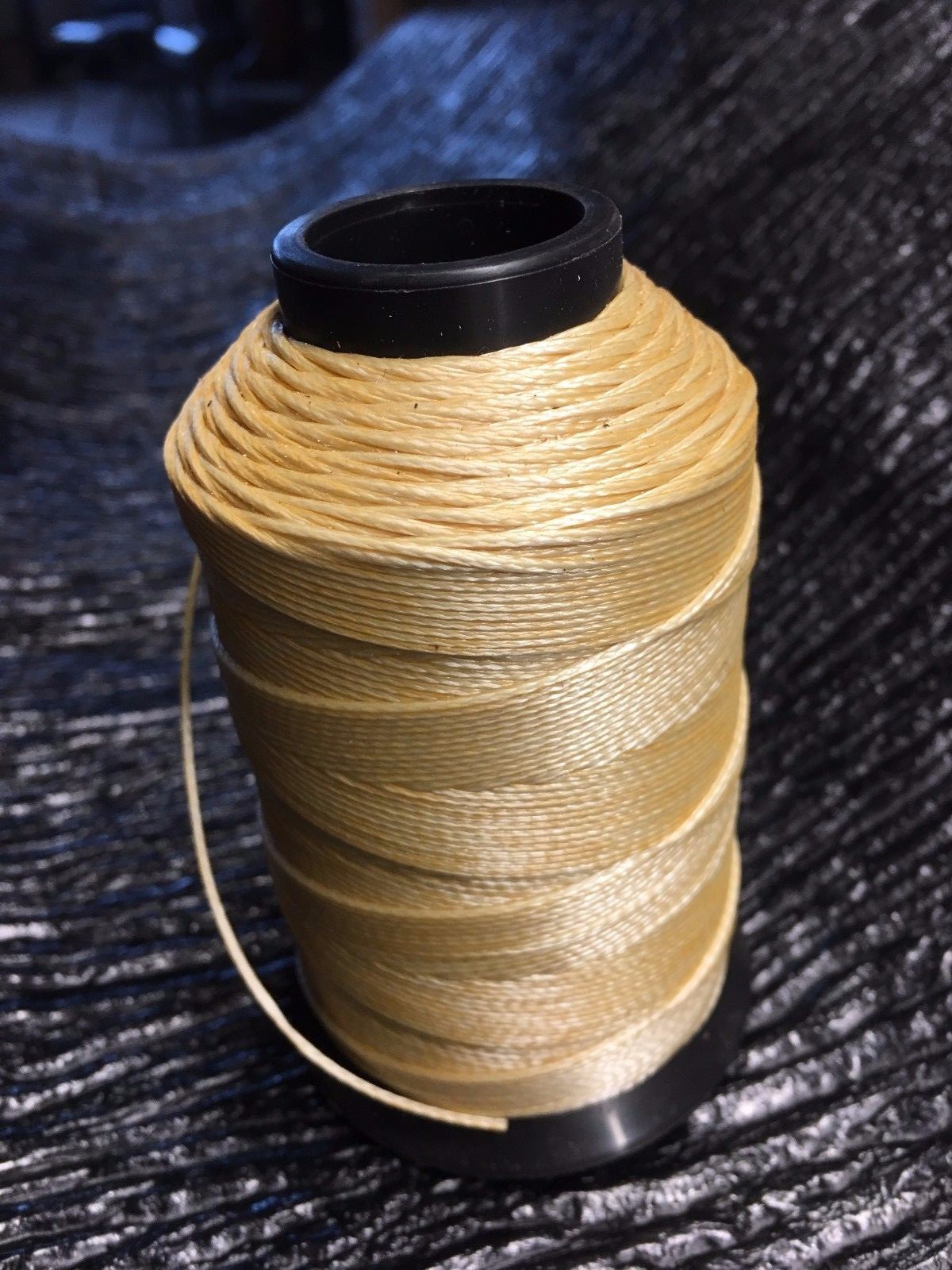 Braided Poly Thread Tan Size 277 Bonded 1 lb. for leather, upholstery ...