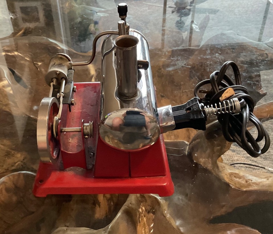 Vintage 1950s Empire Model 43 Electric Live Steam Engine Works & Good ...