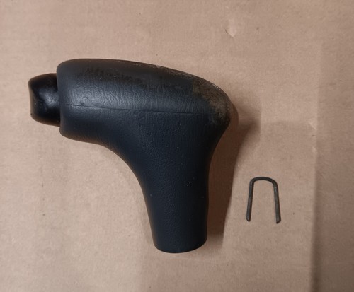 2001-2002 Camaro 1997-2005 Cavalier Vinyl Auto Trans Shift Knob OEM GM ...