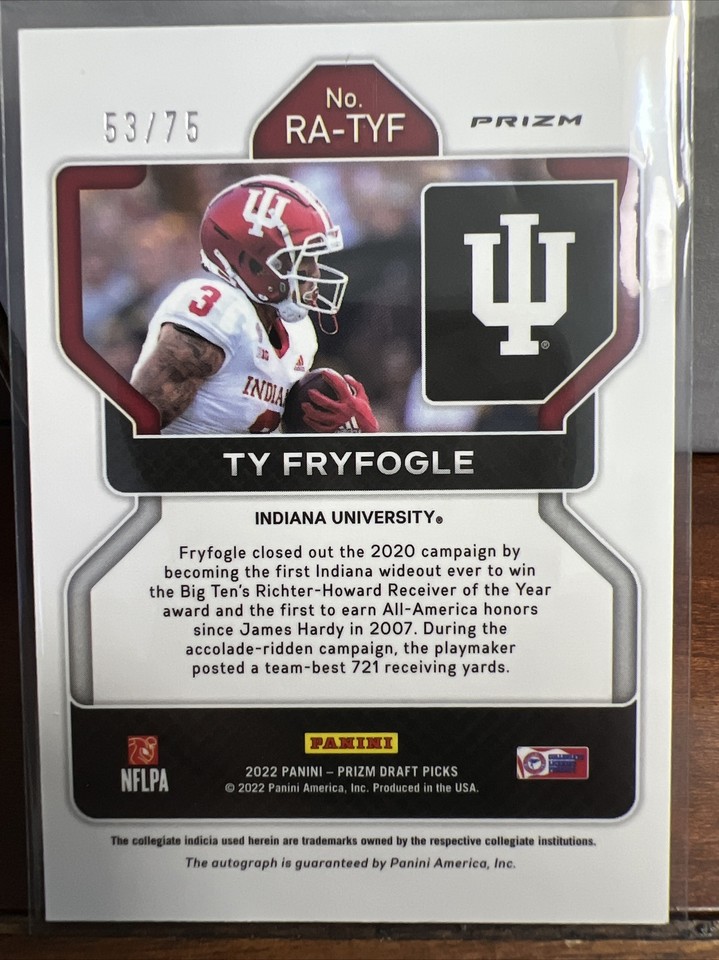 Prizm Draft Picks Football 2022 - Ty Fryfogle 2022 Blue Cracked Ice RA ...