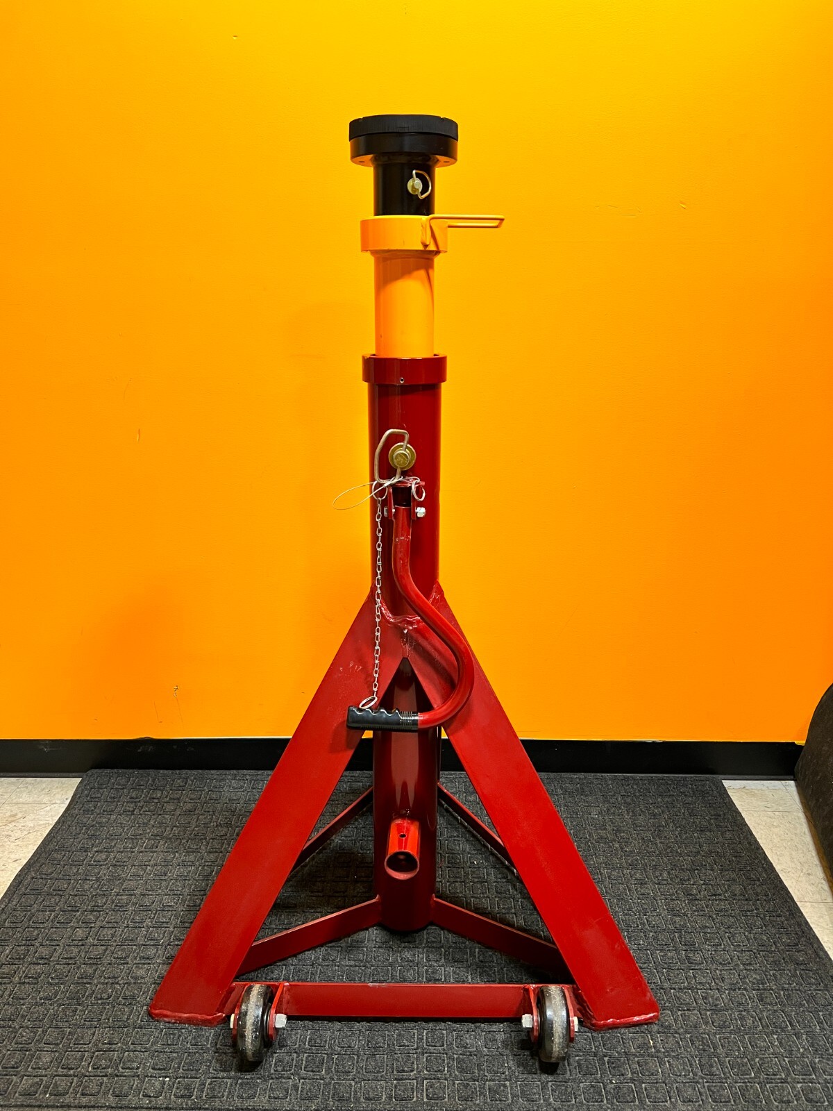 Mohawk JS-4775-30 30,000 lb 47" to 75" Adjustable Height, Mobile Jack ...