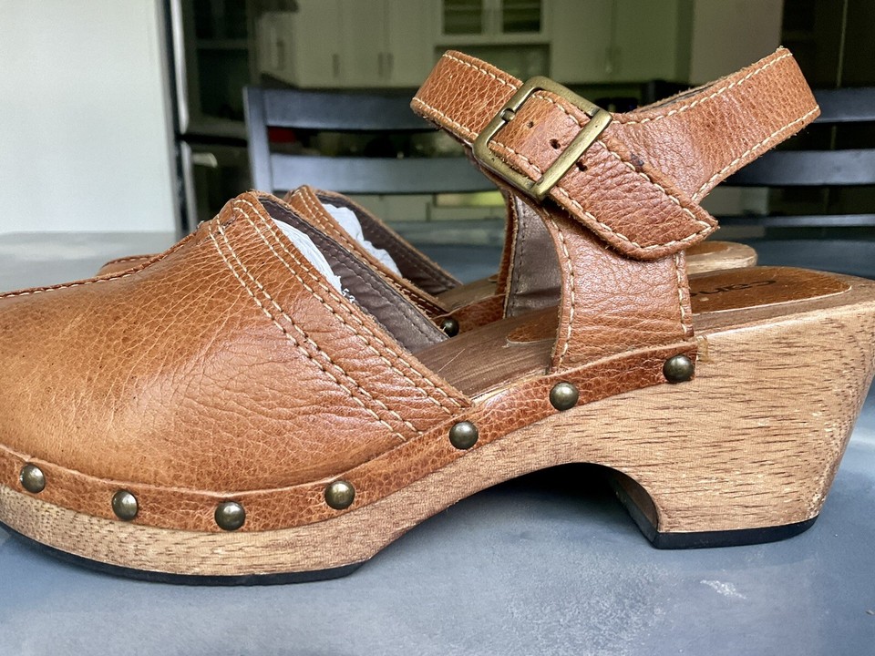 Vintage Candies Mary Jane Clogs Y2K Tan Leather Wood Nailheads SIZE 4 ...