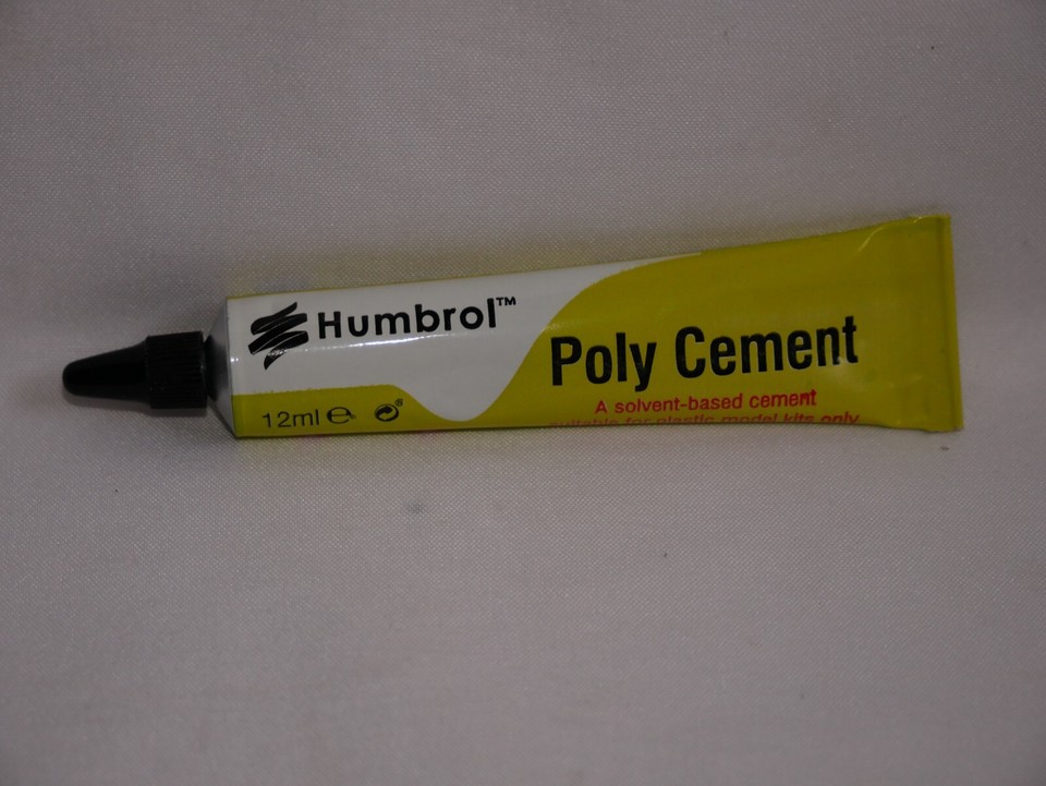 Humbrol Medium Poly Cement A Solvent Based Glue For Plastics Models ...
