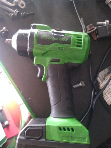 Snap-on CT9010G 18 V 3/8" Drive Monster Lithium Impact Wrench ...