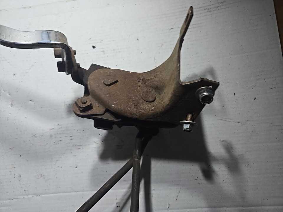 1968-1972 Chevelle SS Factory 4 Speed Muncie Shifter W Mount Rods ...