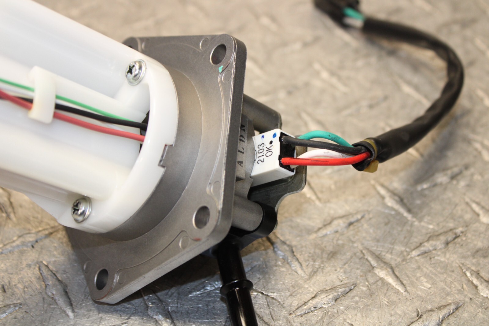 22 / 23 Kawasaki KLR650 / KLR 650 Fuel Pump OEM | eBay