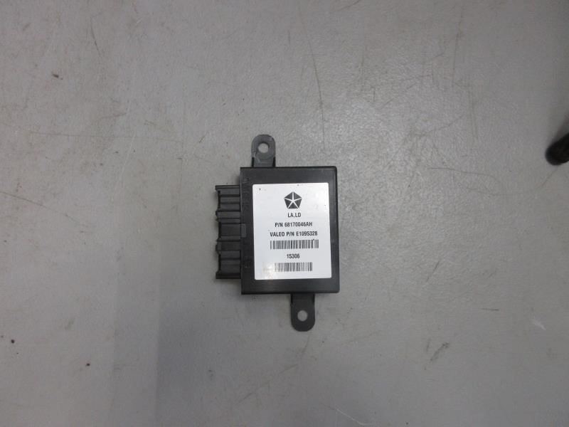 2015-2016 Dodge Challenger Dodge Charger OEM Parking Assist Module ...