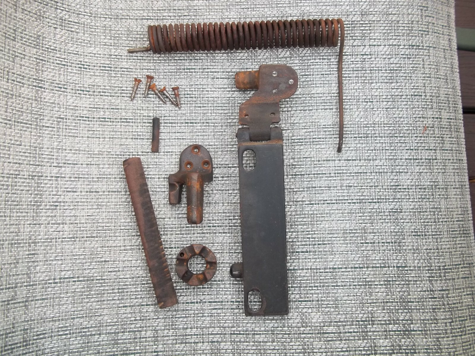 Singer Treadle Sewing Machine Lift Assist Arm/Spring Assembly Older ...