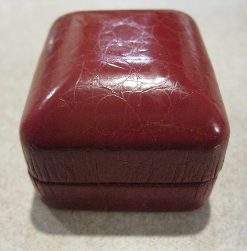 *Bottom Damaged* Red Ring Storage / Gift Box / Case | eBay Australia