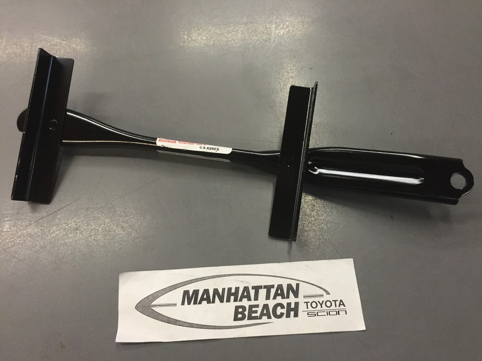 07-11 TOYOTA CAMRY BATTERY HOLD DOWN CLAMP BRACKET OEM 74404-06040 | eBay