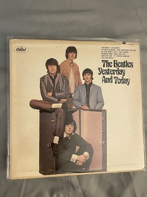 Beatles yesterday and today LP mono T2553 US Vinyl Record LP rare ...
