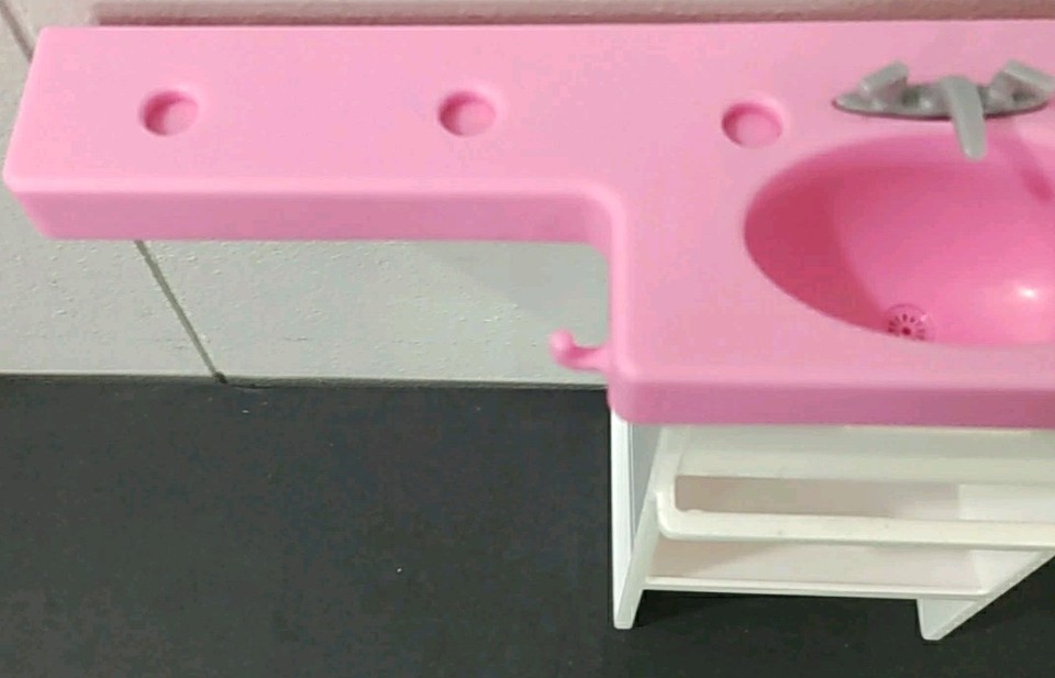 2018 Mattel Barbie Dream House Replacement Part - 2nd Floor Bathroom ...