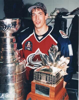 Joe Sakic In Colorado Avalanche 8x10 PHOTO PRINT | eBay