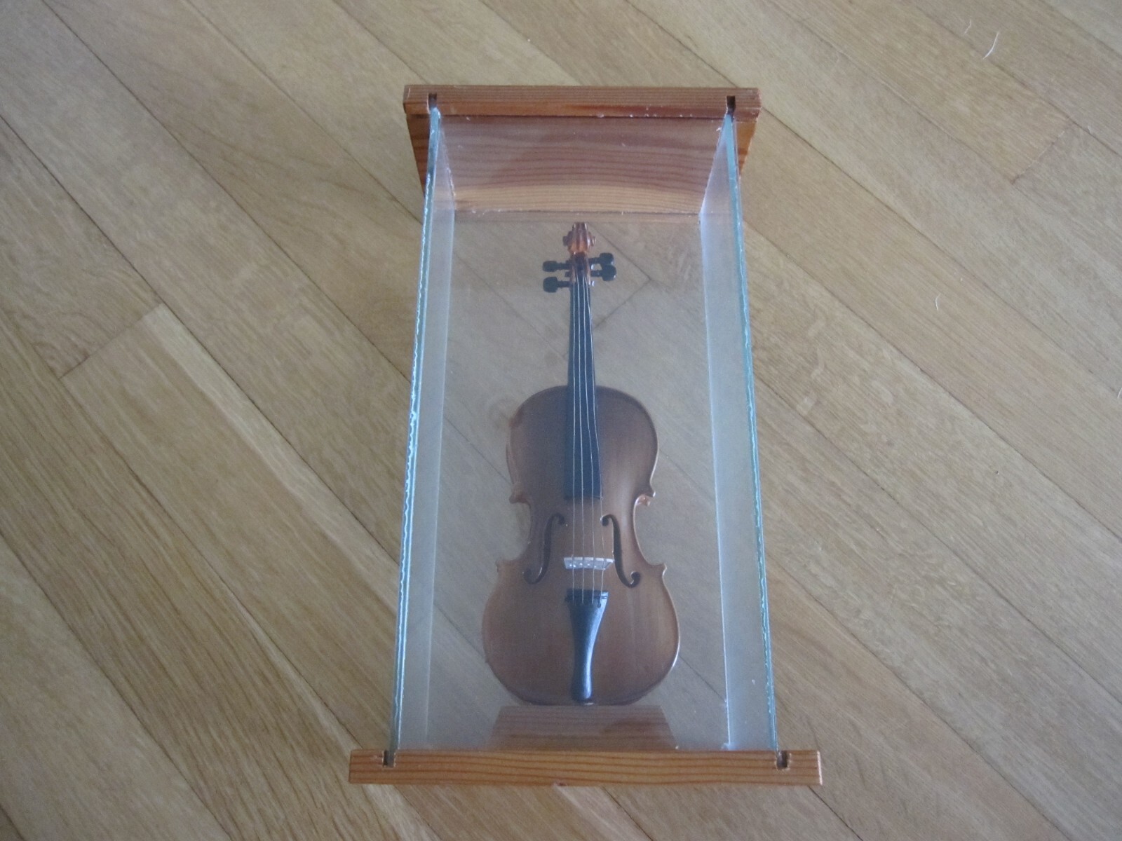 Vintage wood violin model enclosed in plexiglass case wood top and base ...