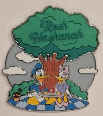 2023 Disney Parks Donald Daisy Duck Rosh Hashanah LR Pin | eBay