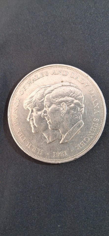 1981 Prince of Wales King Charles and Lady Diana Spencer Royal Wedding ...