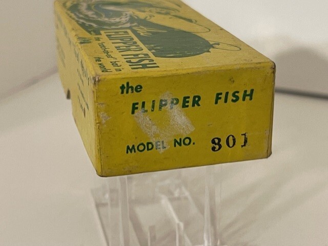 vtg Michigan Tackle Co FLIPPER FISH w orig BOX & paper insert mint ...