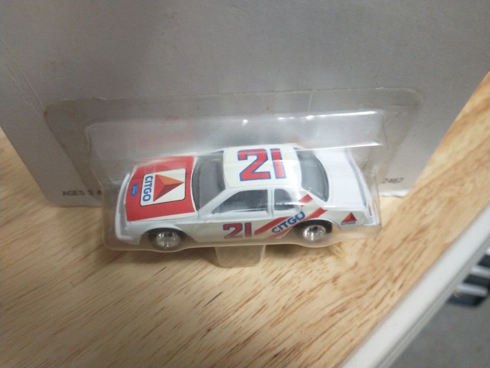 Ertl NASCAR 1/64 diecast #21 Citgo Ford Thunderbird Neil Bonnett NIP ...