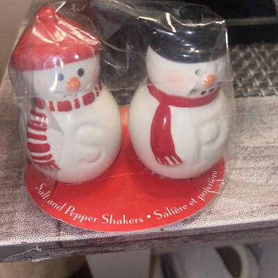 Hallmark Keepsake Snowman Snow Woman Salt & Pepper Shakers 1XRC4524 | eBay