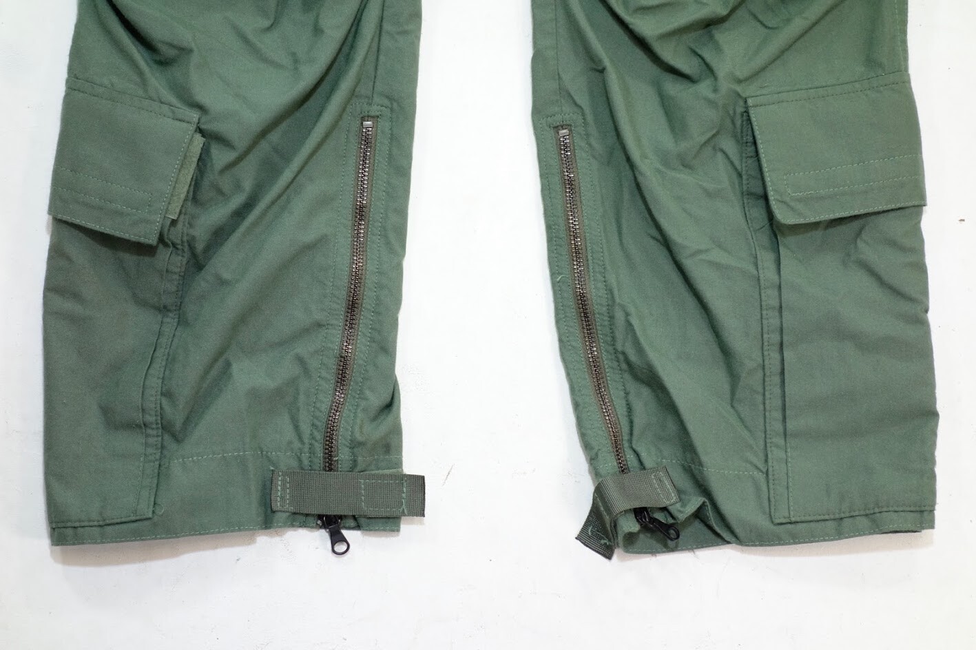 Green Royal Air Force RAF aircrew flight suit green coveralls overalls ...