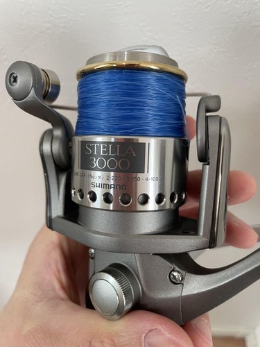Shimano Stella 3000 Spinning Reel Low Usage with Bag Excellent ...