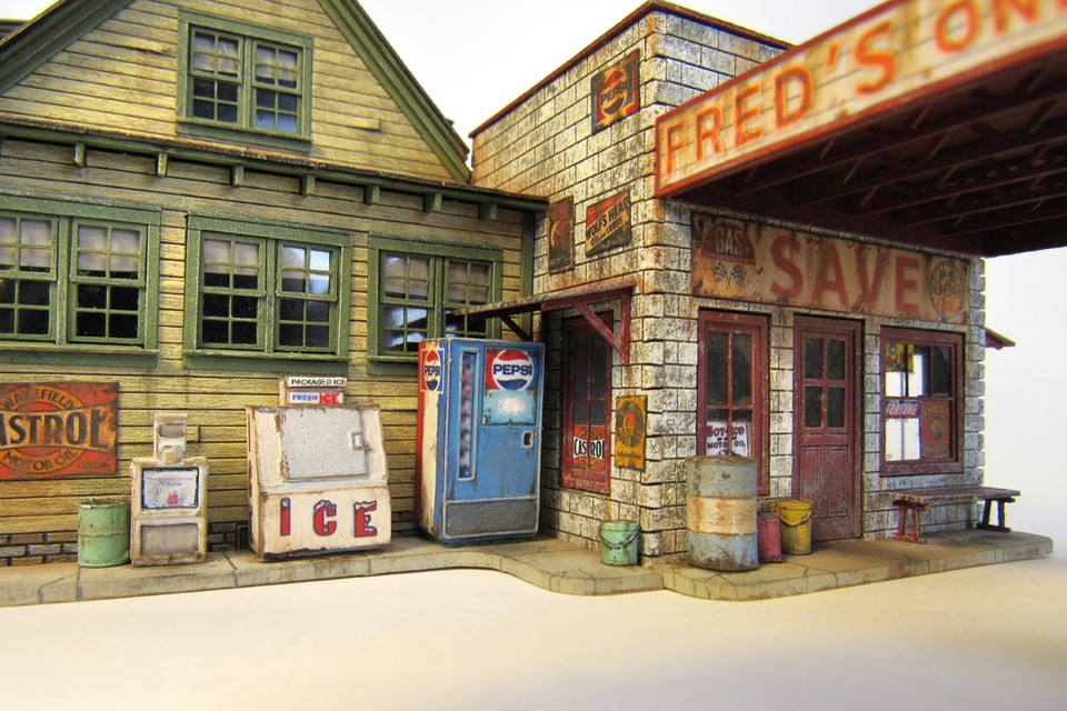 HO Scale Convenience Store Accessories Kit by Showcase Miniatures (2323 ...
