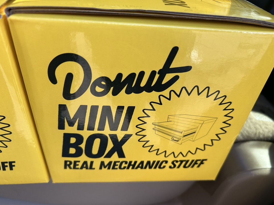 Hot Limited Donut Media Mini Toolbox Real Mechanic Stuff 2 Slide Drawer ...